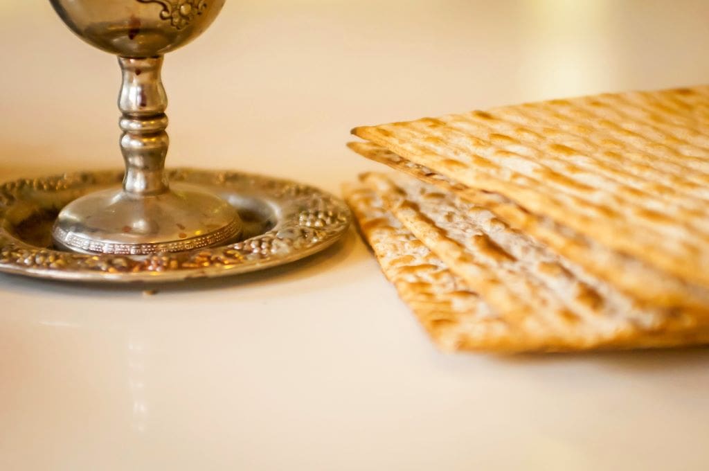 The Feast of Unleavened Bread vs. Passover: What’s the Difference ...